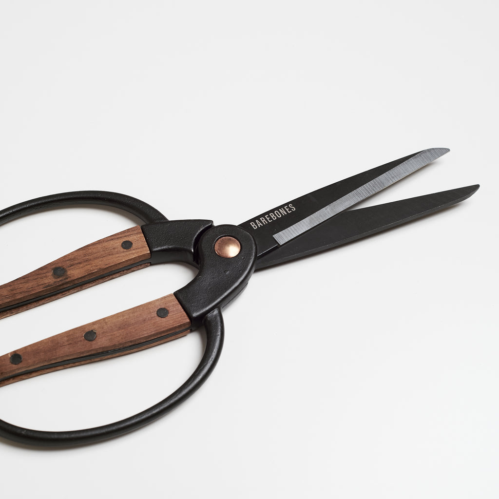Barebones Walnut Garden Scissors - Large – Green Meadows Florist