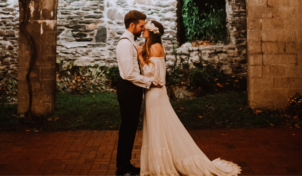 Jillian + Tom Wedding – Green Meadows Florist